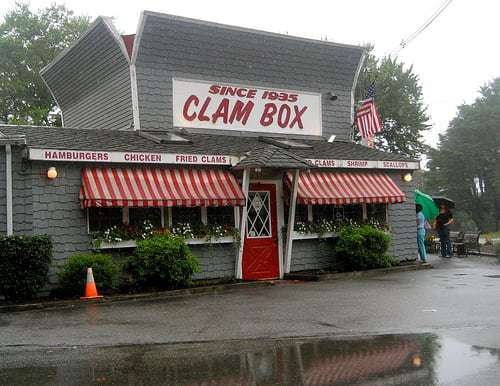 Ipswich Clam Box – Worth The Wait For Fried Clams! – Retro Roadmap