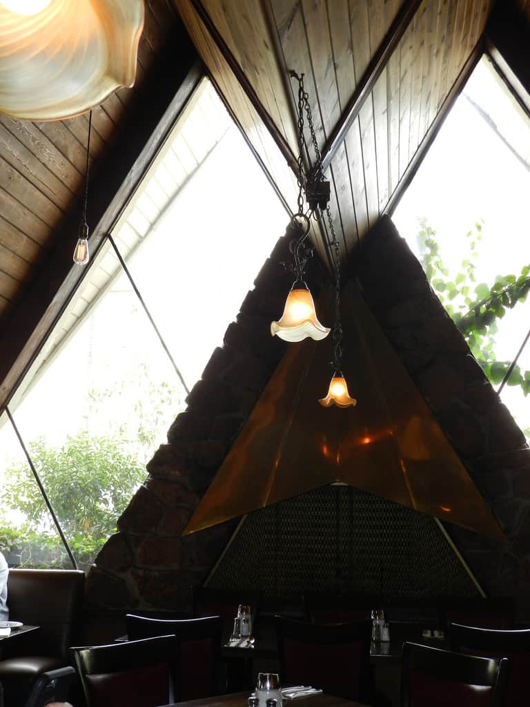 Foxy’s Restaurant Glendale CA – A Toaster at Every Table! – Retro Roadmap