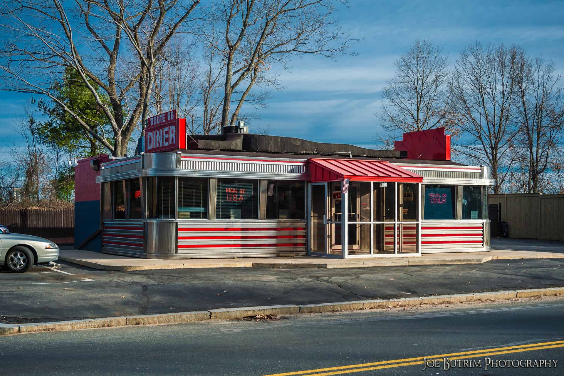 Get Your Kicks at the Route 66 Diner in…Massachusetts?! – Retro Roadmap