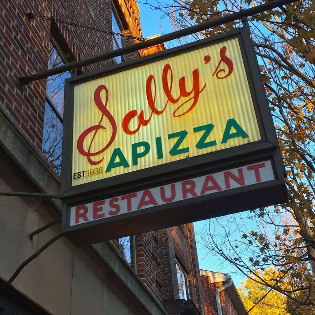 Sallys Apizza New Haven Ct Wooster Street Pizza Since 1938 Retro Roadmap