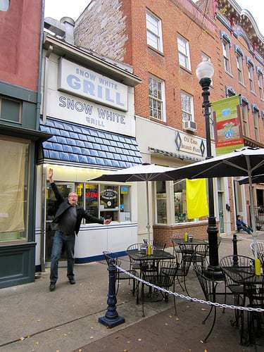 Snow White Grill – TINY! Historic Burger Shop In Old Town Winchester VA ...